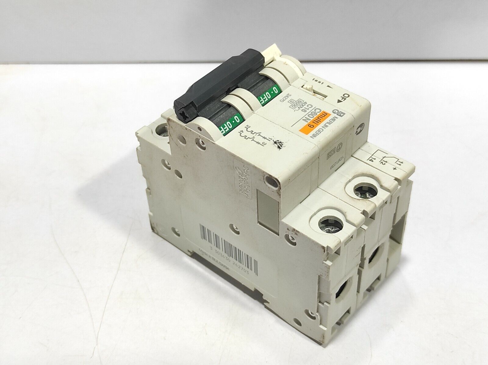 Merlin Gerin Multi 9 C60N C16 Circuit Breaker With Schneider 26924 Aux – S N Marine