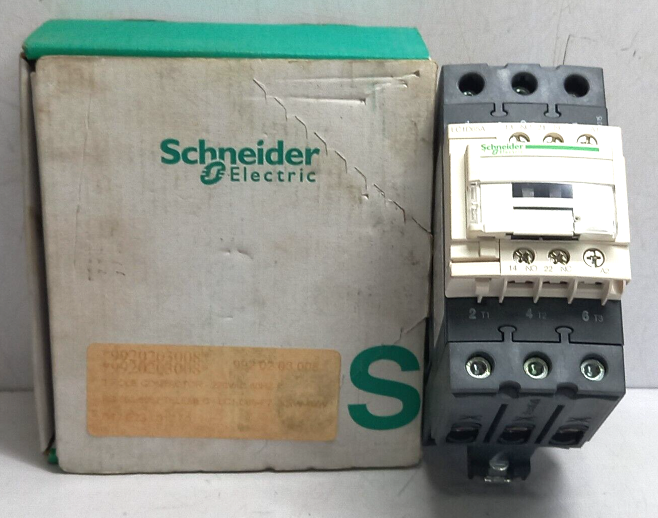 Schneider LC1D65AP7 3 Pole Contactor With Everlink Terminals Coil P7 2 ...