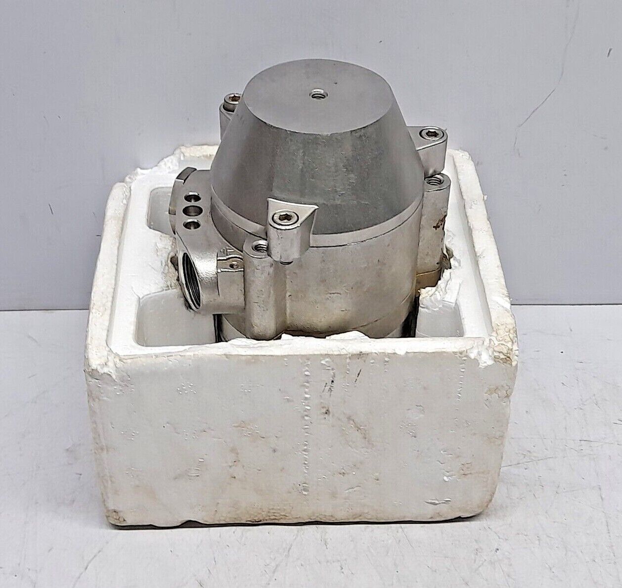 Spectrex SharpEye IR3 Flame Detector INC 40/40 I-211SC – S N Marine