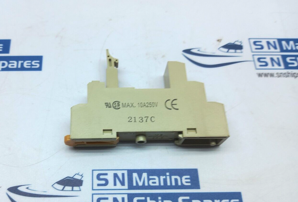 Omron P2RF-05-E Mounting Relay Socket 10A 250V MINTR1 Nov 50198 – S N ...