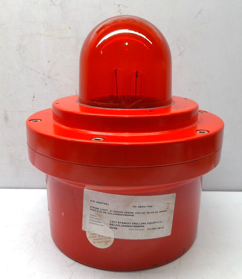 MEDC XB12 UL24006ANDNYNR Strobe Light Amber 21 Joules Xenon 240VAC 50 ...