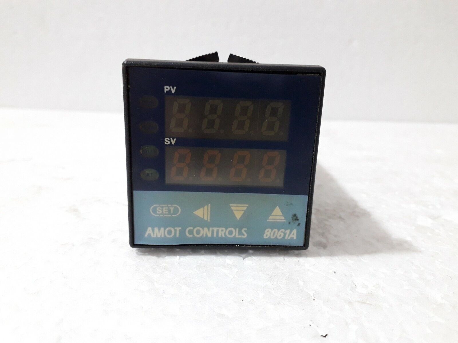 Amot Control 8061A C100FD01-8NN RANGE-199.9-649.0C PT100 TEMPERATURE C ...