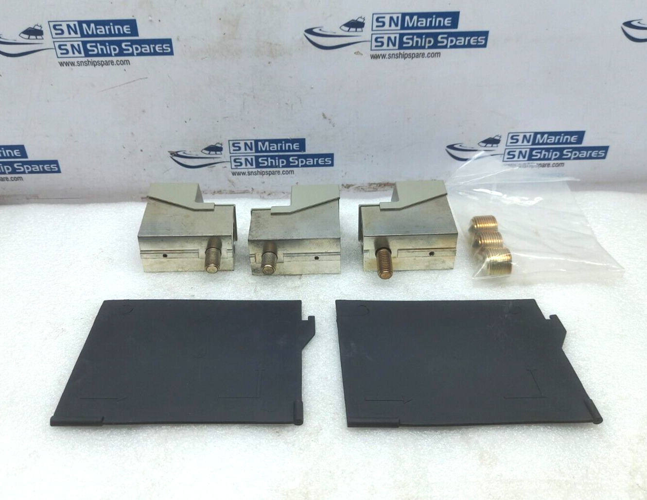 Merlin Gerin 32481 Set of 3 Connectors for 2 Cables Kit – S N Marine