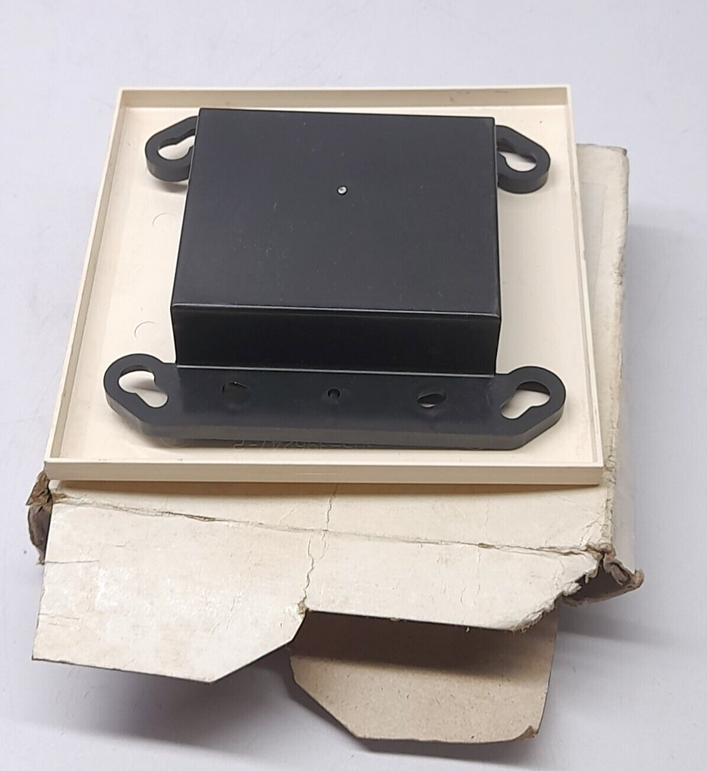 Siemens LIM-1 Line Isolator Module 500-892361 Short Circuit Line Isola ...
