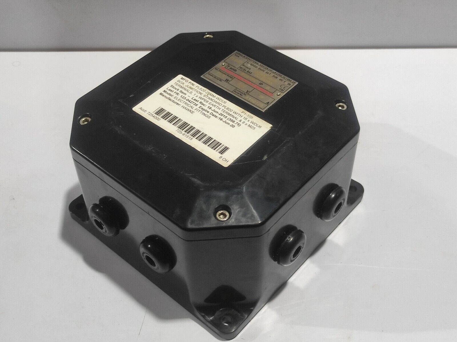 Hawke PL620 Enclosure 11.4W 550V 29A Junction Box Standard – S N Marine