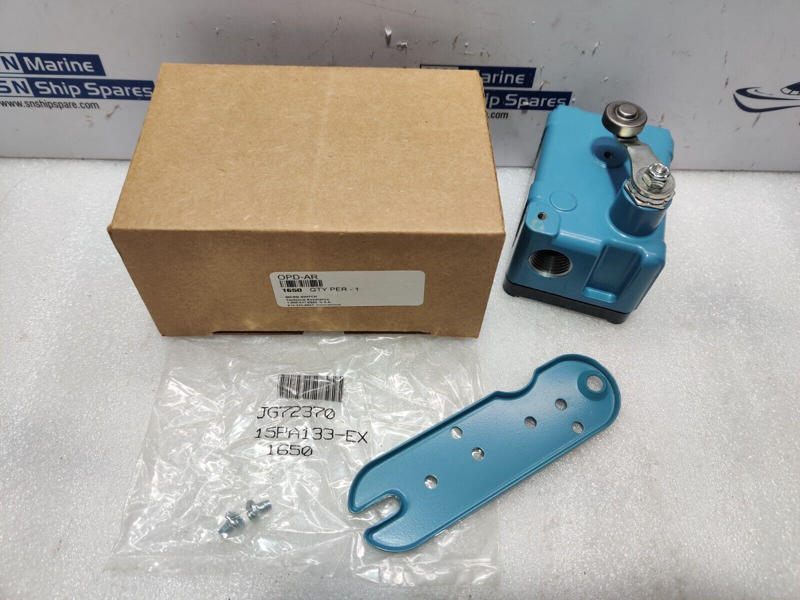 Honeywell Micro Switch OPD-AR 1650 Splash Proof Switch 10A-125 Or 250V ...